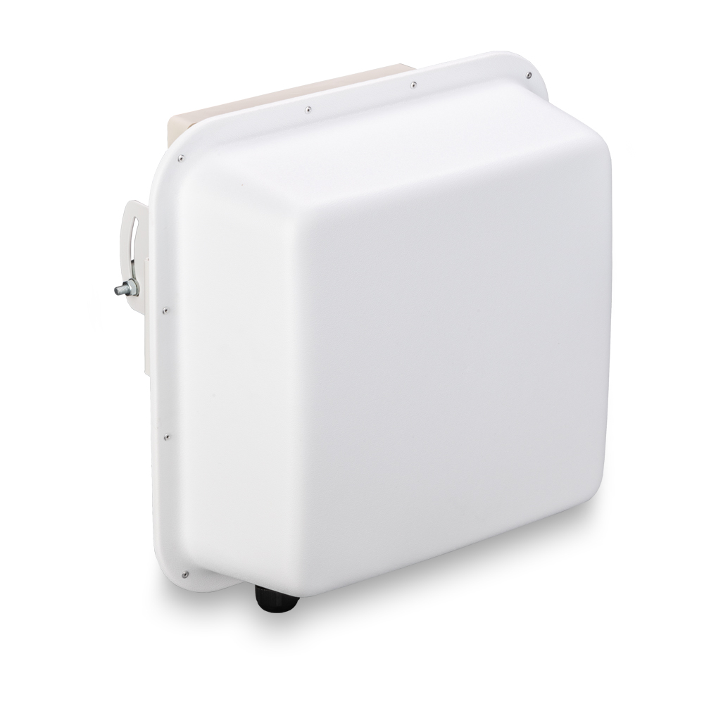 Широкополосная 3G/4G MIMO антенна усилением 15 дБ KAA15-700/2700 BOX ...